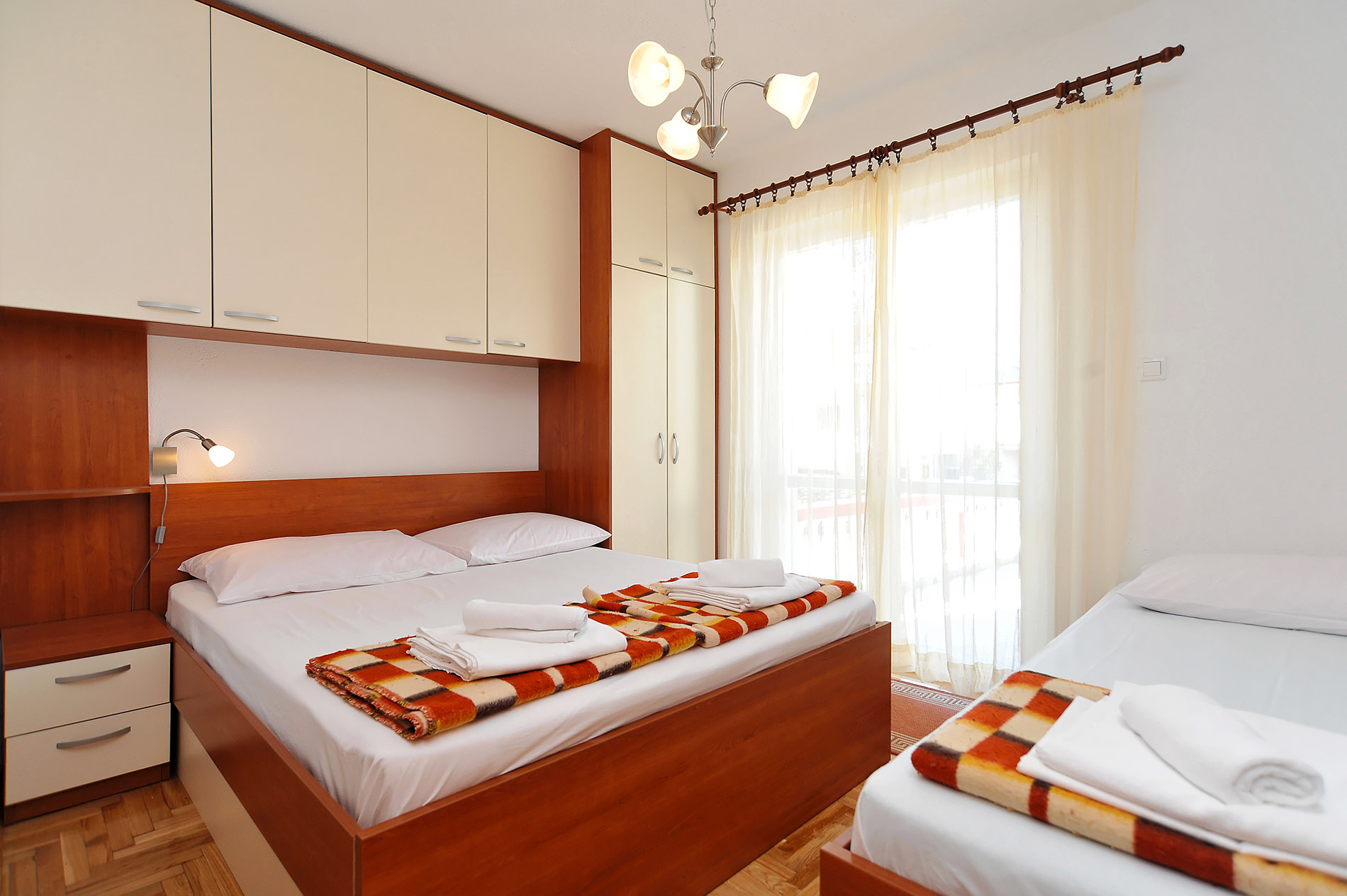 Apartment Kat 1 - Apartments Pakostane for private accommodation